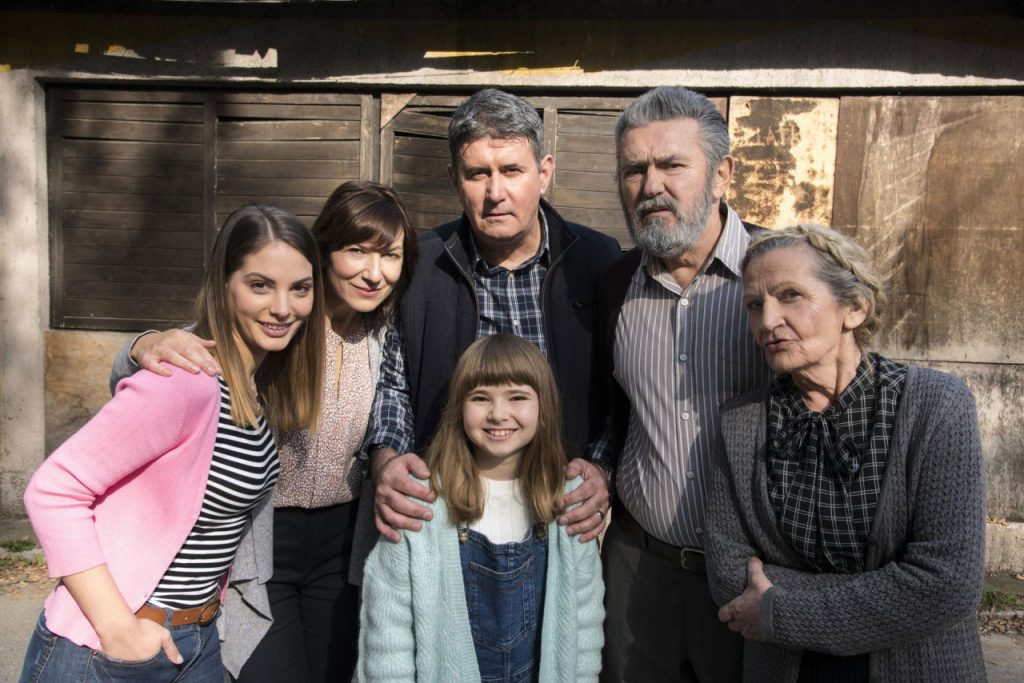 NAŠA LARA U DRAMSKOJ SERIJI NOVE TV! • Praktikum - centar za djecu i mlade